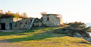 Battery Erasmus Keyes at Fort Williams Park - THOMAS MEMORIAL LIBRARY